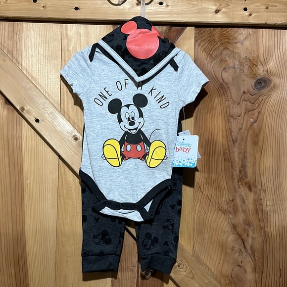 Disney | Matching Sets | Disney Baby Nwt Mickey Mouse 3 Piece Set Size ...
